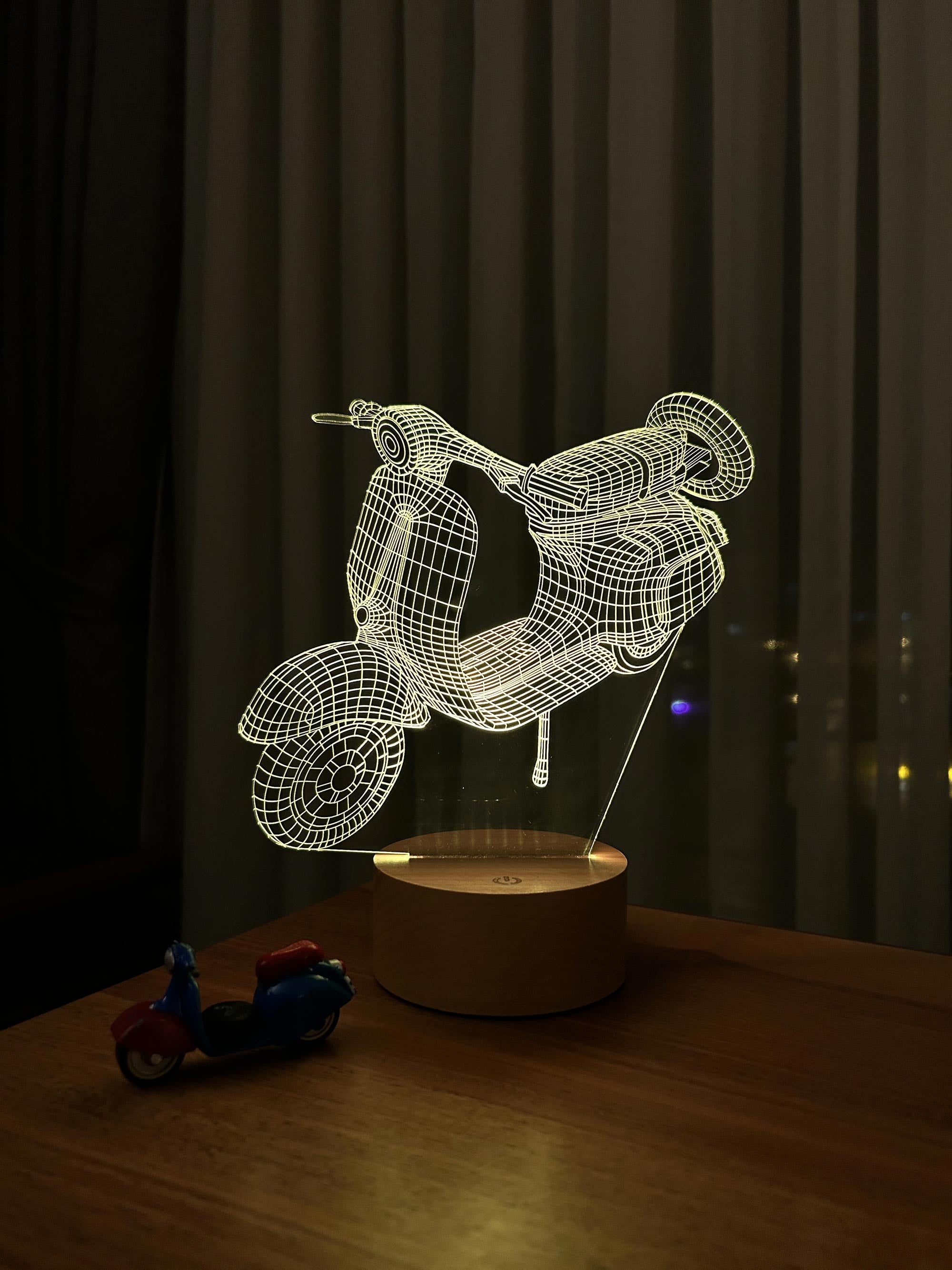 Vespa Figürlü Dekoratif Hediye Led Masa Lambası | BYLAMP
